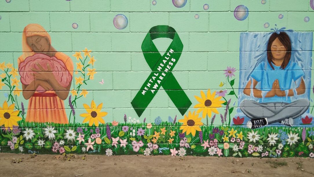 La Colonia Youth Mural Program and Future Leaders of America Unveil ...